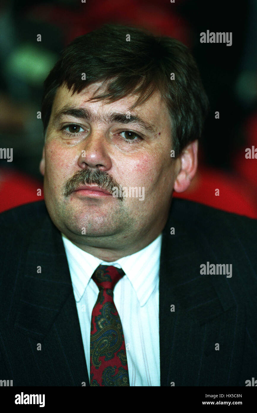 BOB AINSWORTH MP LABOUR PARTY COVENTRY NE. 20 November 1993 Stock Photo ...
