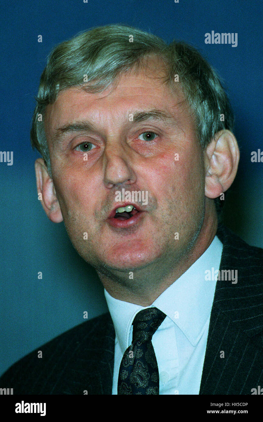 Peter lloyd hi-res stock photography and images - Alamy