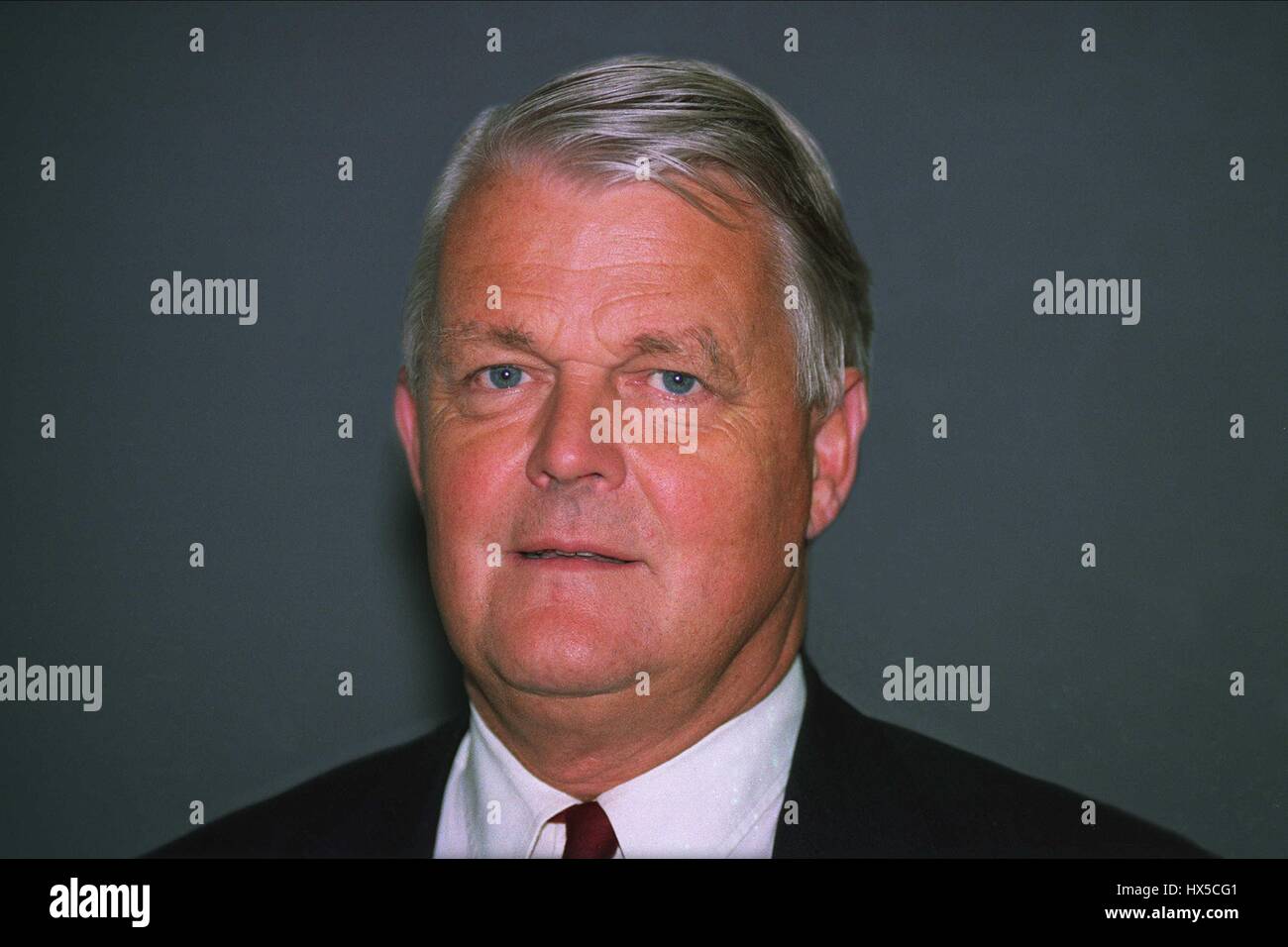 BRUCE KENT CAMPAIGN NUCLEAR DISSARMAMENT 30 November 1991 Stock Photo ...