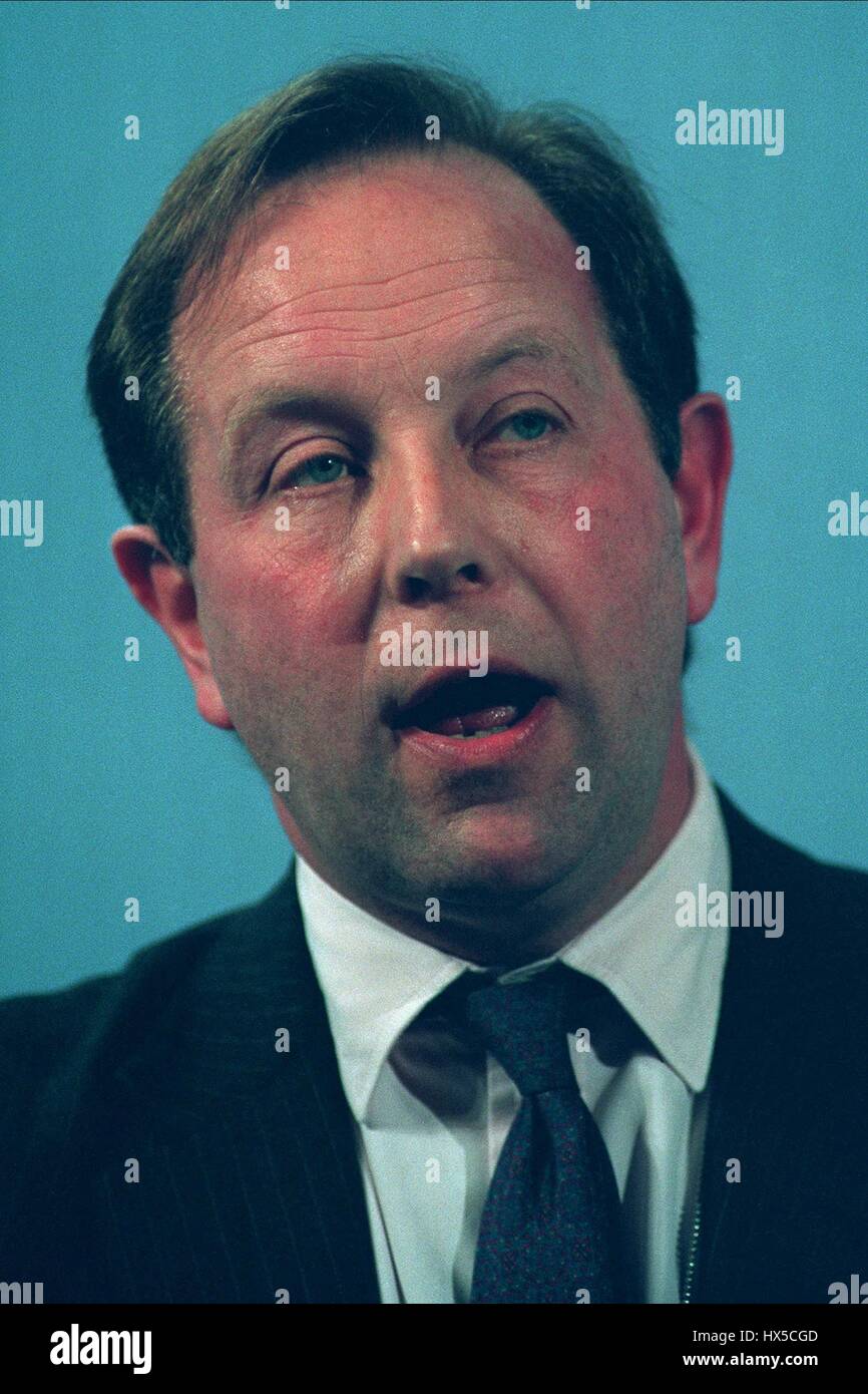 ARCHIE HAMILTON MP MINISTER FOR THE ARMED FORCES 04 April 1991 Stock ...