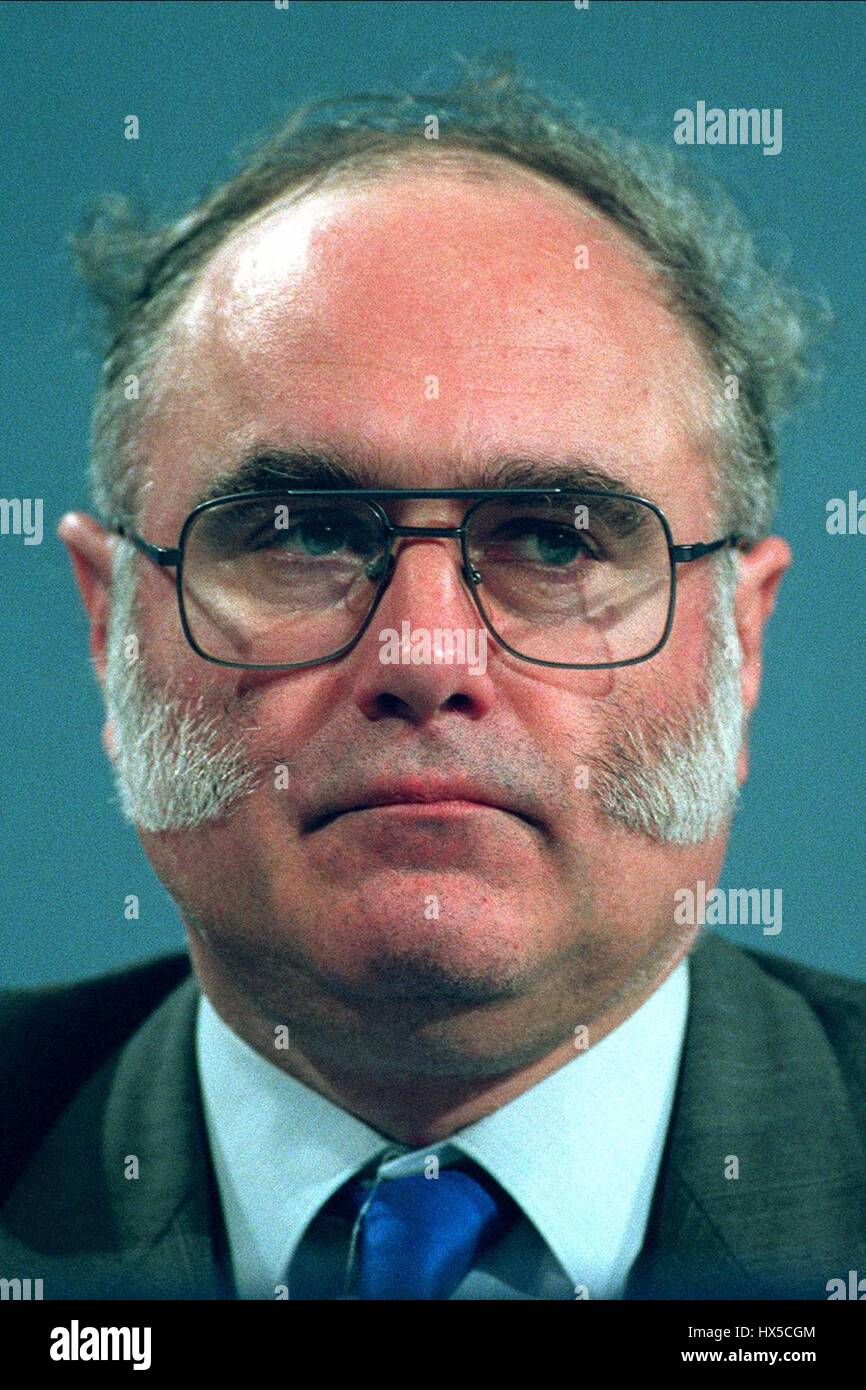 ALLAN STEWART MP SCOTTISH CONSERVATIVE PARTY 24 May 1991 Stock Photo ...
