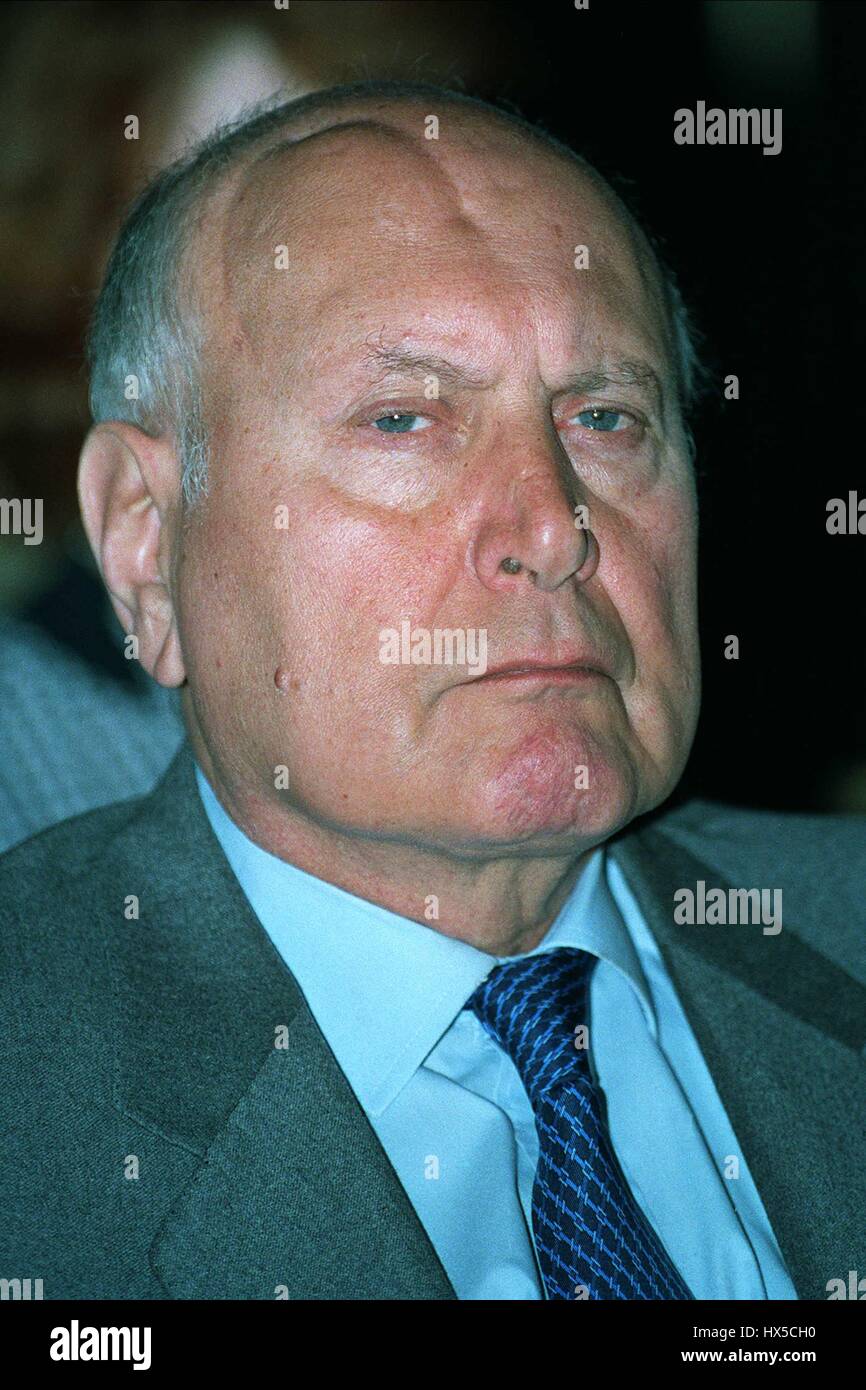 Ratner's hi-res stock photography and images - Alamy