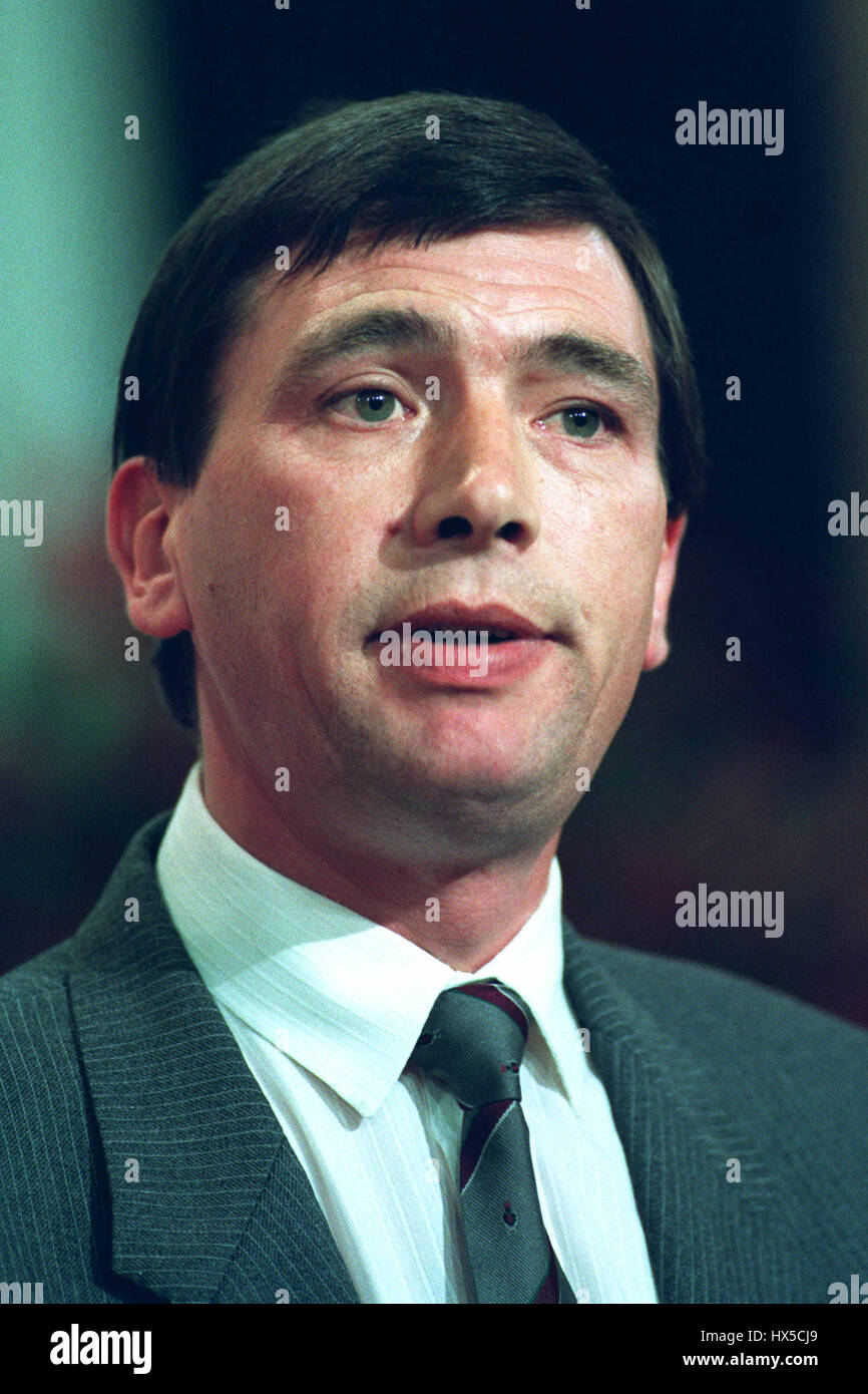 TERRY ROONEY MP LABOUR PARTY BRADFORD NORTH 29 October 1990 Stock Photo ...