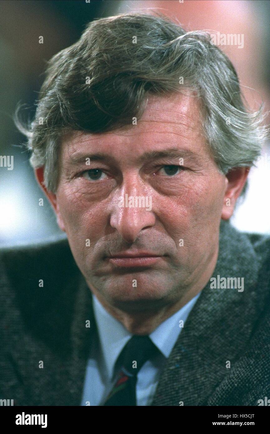 Roger stott hi-res stock photography and images - Alamy