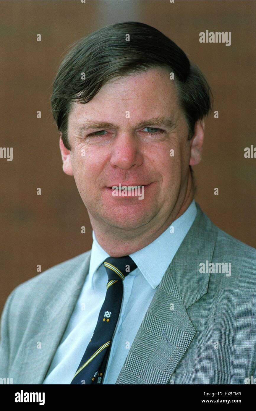 SIMON COOMBS MP CONSERVATIVE PARTY SWINDON 04 June 1991 Stock Photo - Alamy