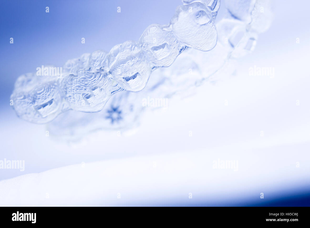 Invisible orthodontics cosmetic brackets tooth aligners plastic braces ...