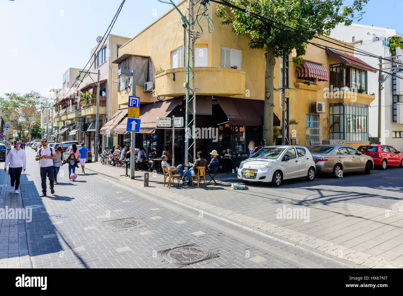 Tel aviv israel shabazi street hi-res stock photography and images - Alamy