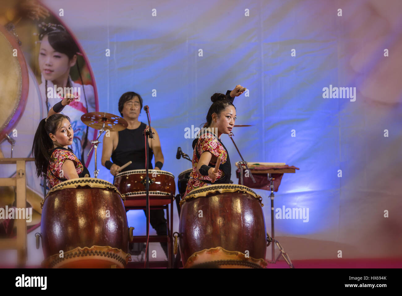 A group of traditional Japanese musicians Stock Photo - Alamy