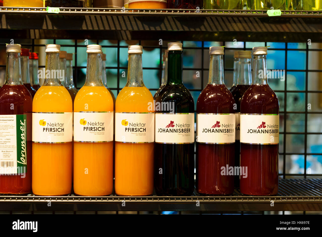 Bottles schnapps hi-res stock photography and images - Alamy