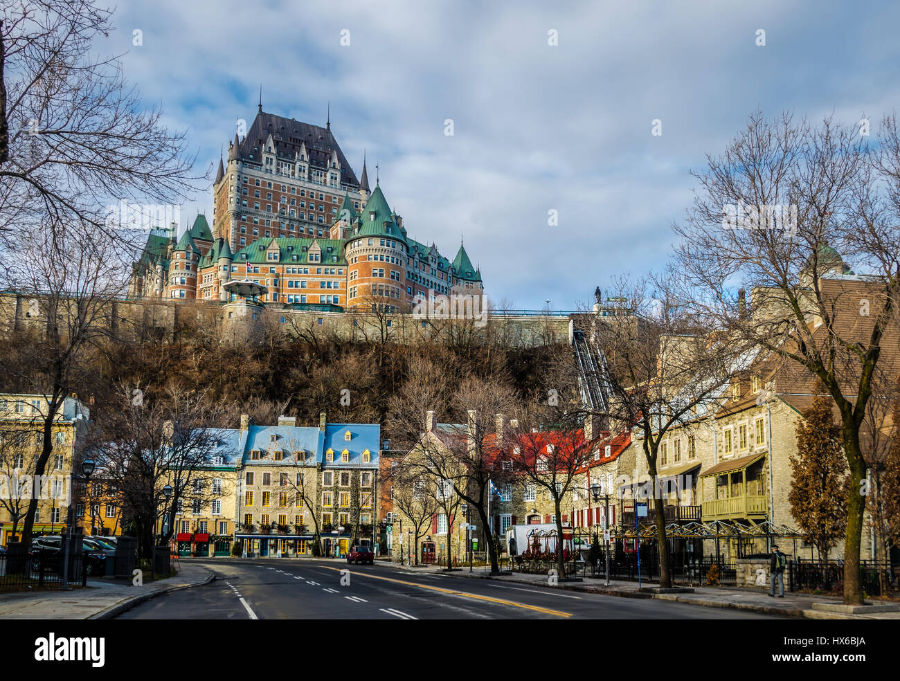 Old town old quebec city hi-res stock photography and images - Alamy