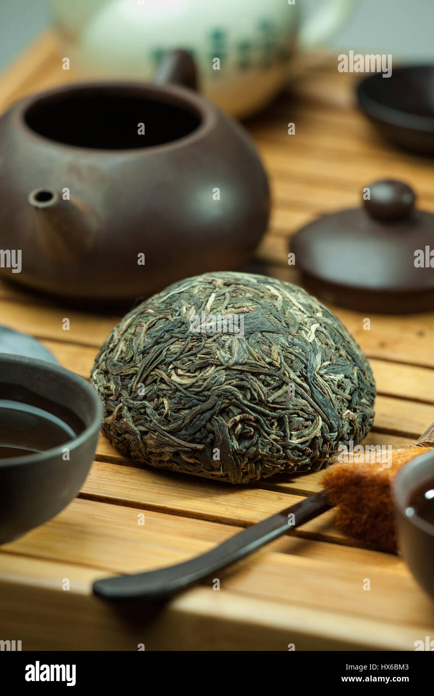 shen puer Chinese tea tuo cha on chaban (tea table) whis tea acessories ...