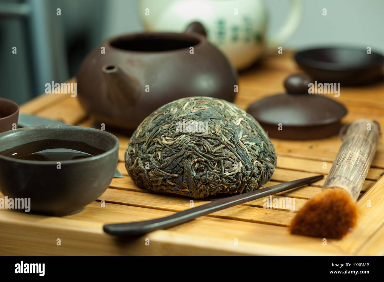 shen puer Chinese tea tuo cha on chaban (tea table) whis tea acessories ...