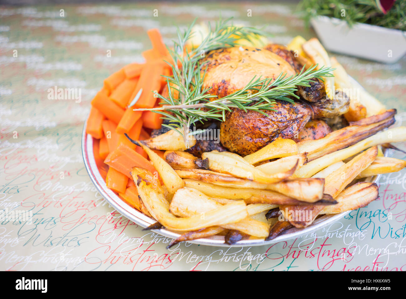 Dinners hi-res stock photography and images - Alamy
