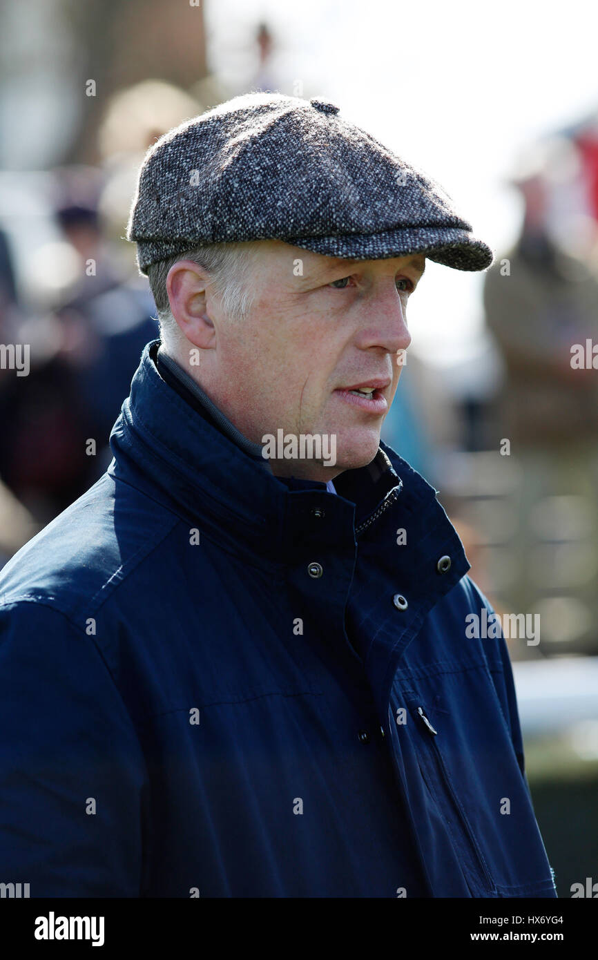 Be wiser insurance hi-res stock photography and images - Alamy