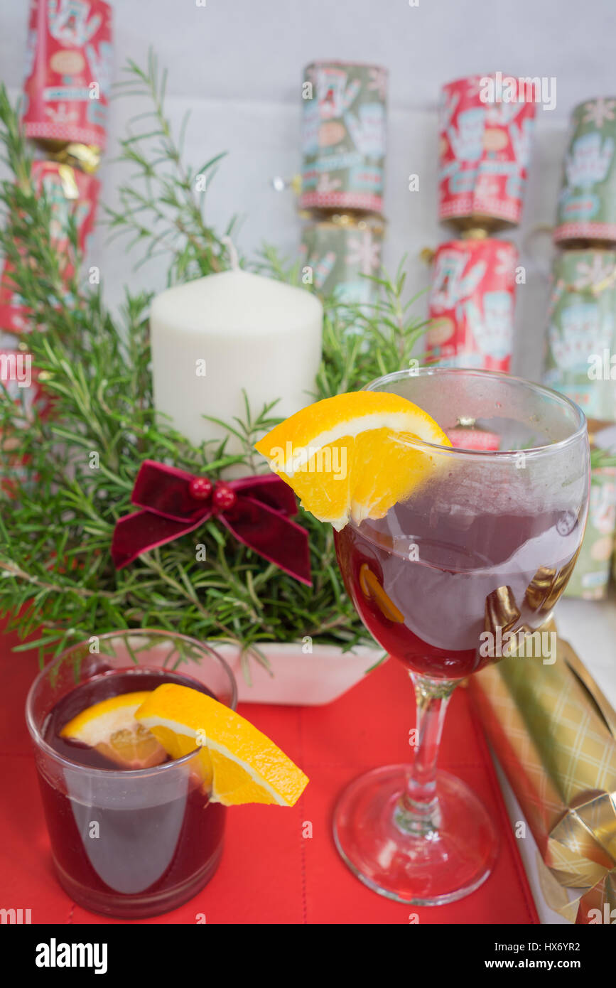 Red wine christmas hi-res stock photography and images - Alamy