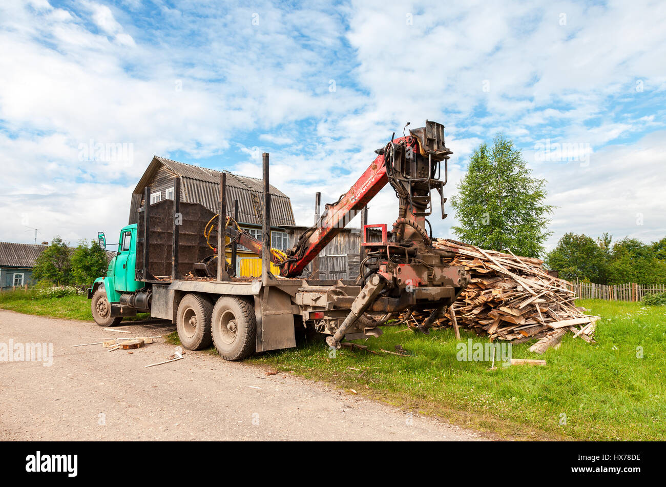 Log hydraulic manipulator hi-res stock photography and images - Alamy