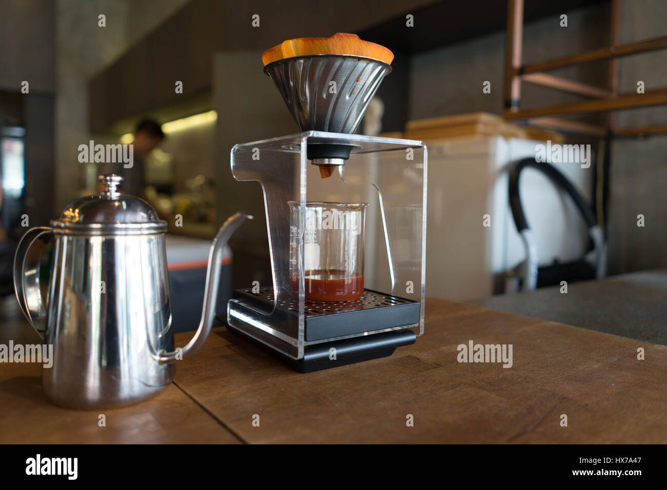 Drip flask hi-res stock photography and images - Alamy