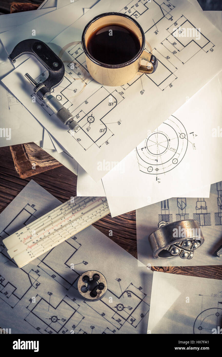 Vintage desk engineer mechanical hi-res stock photography and images ...