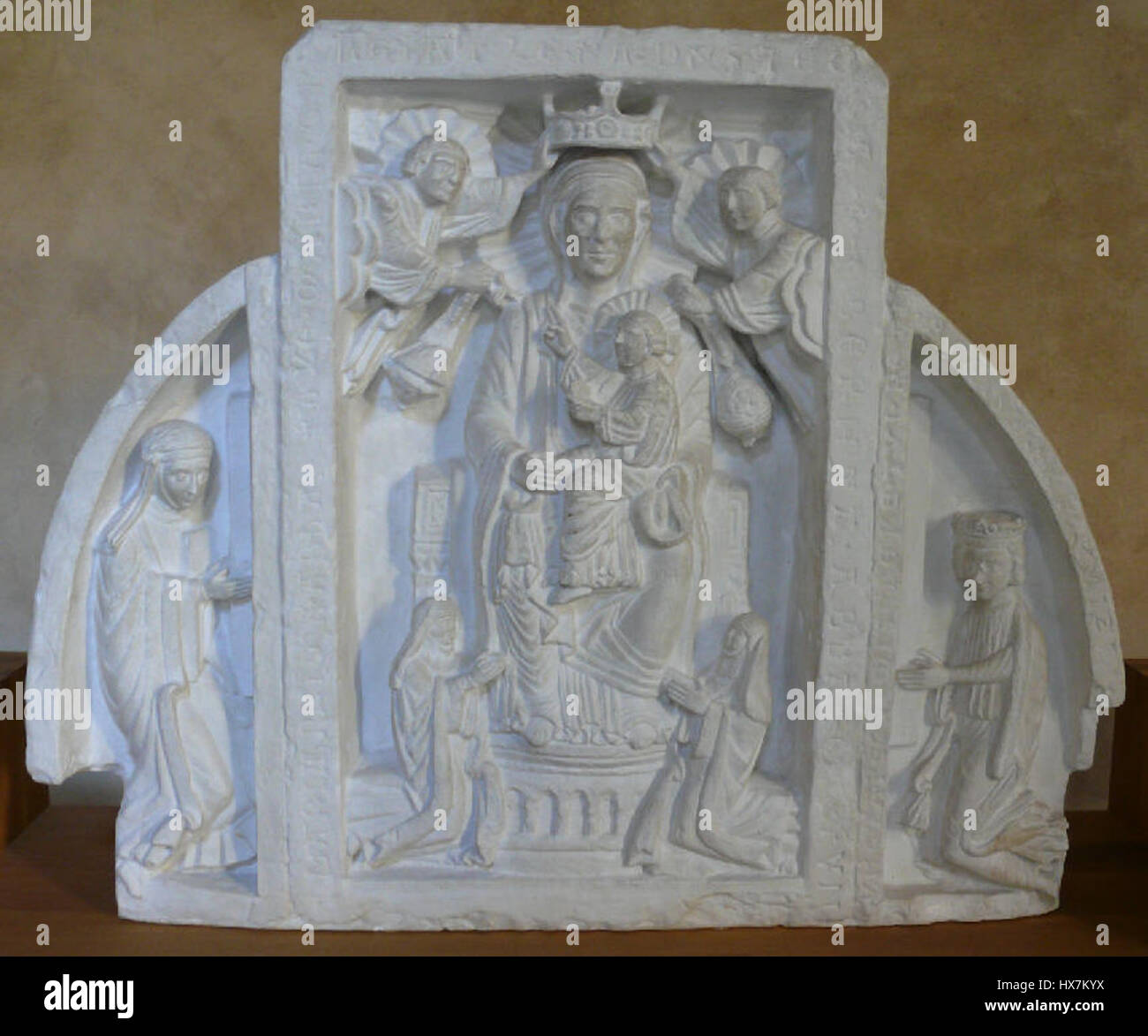 Design tympanon hi-res stock photography and images - Alamy