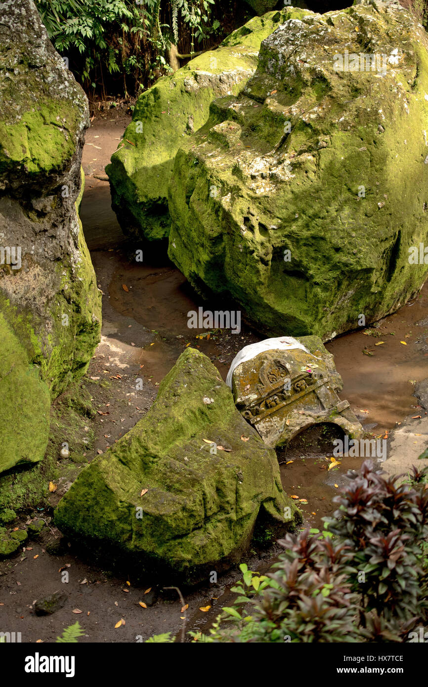 Stone tablet with inscription hi-res stock photography and images - Alamy