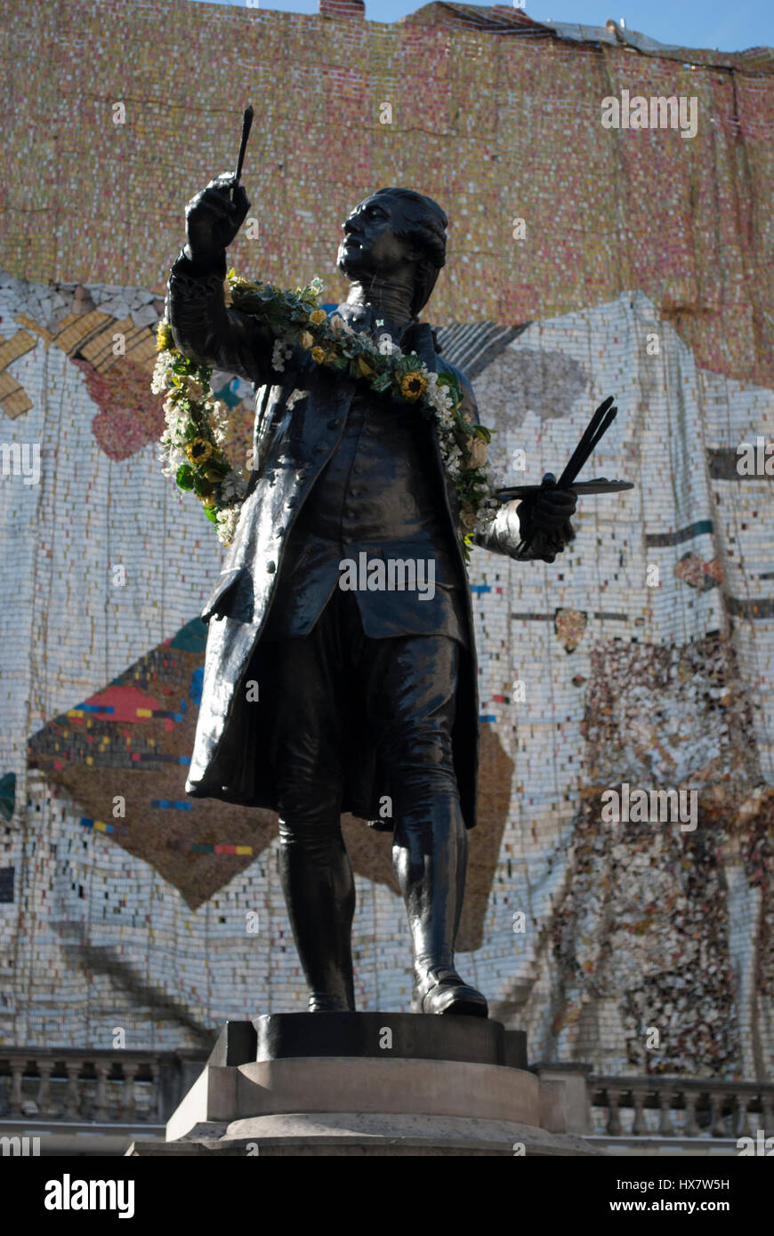 Statue of Joshua Reynolds by Alfred Drury at The Royal Academy Of Arts ...