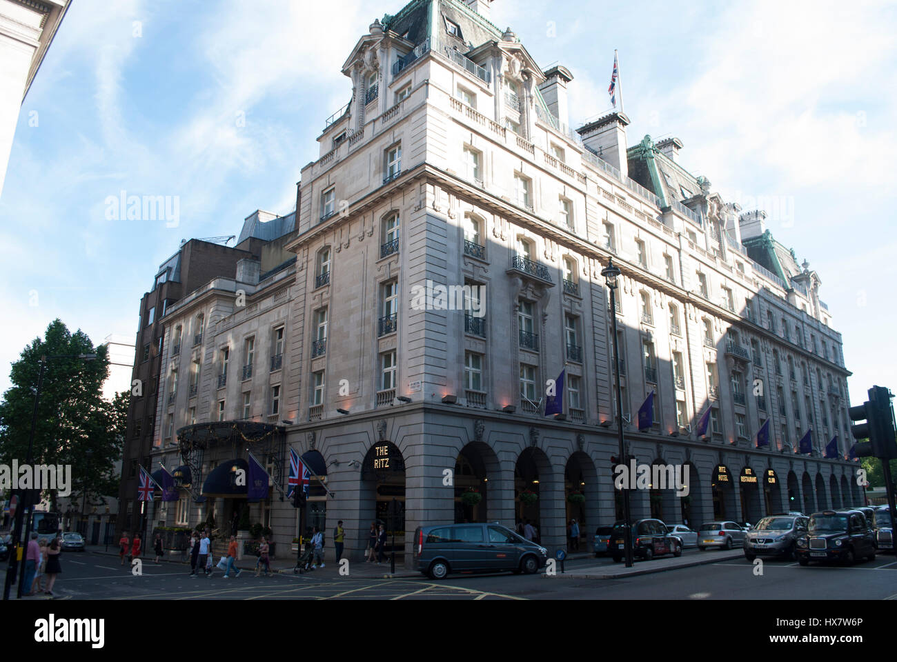 The Ritz Hotel in Piccadilly, London Stock Photo - Alamy