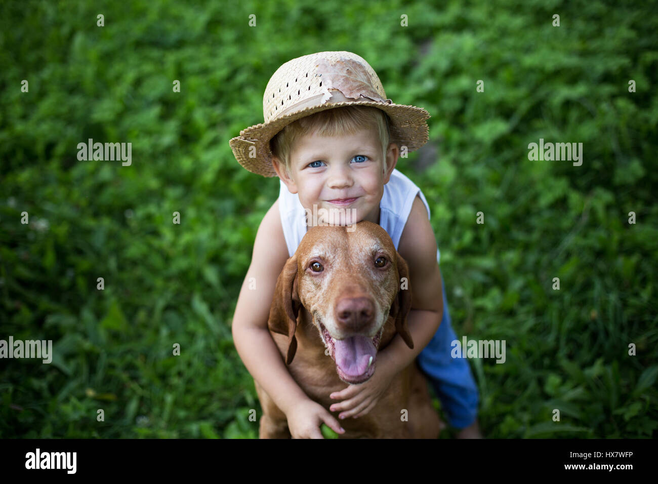 Friendship animal human hi-res stock photography and images - Alamy