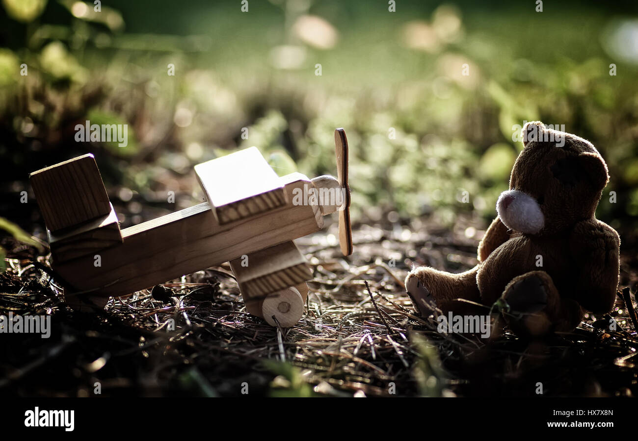 Child With Broken Toy High Resolution Stock Photography and Images - Alamy