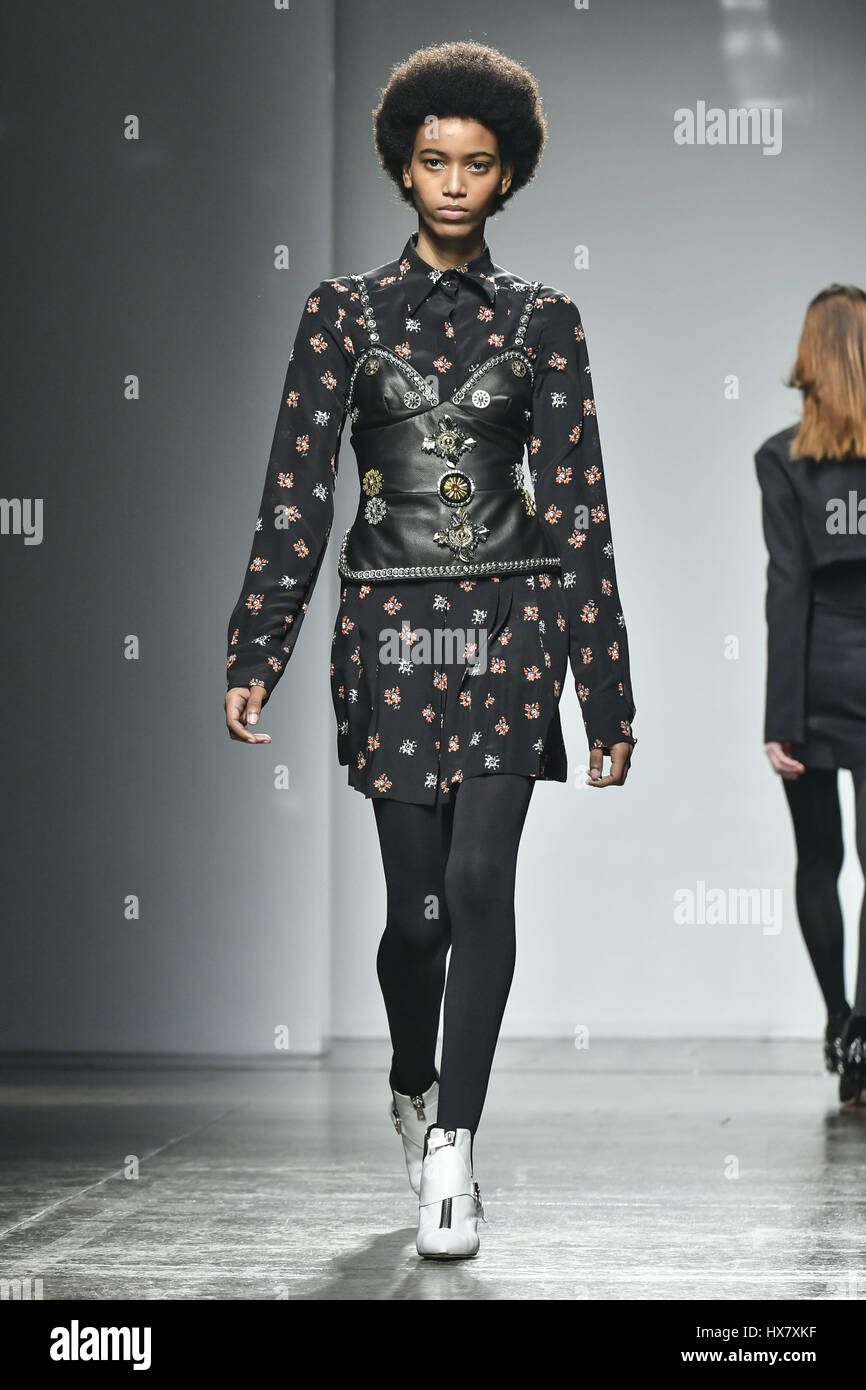 Milan Fashion Week - Fay - Catwalk Featuring: Model Where: Milan, Italy ...