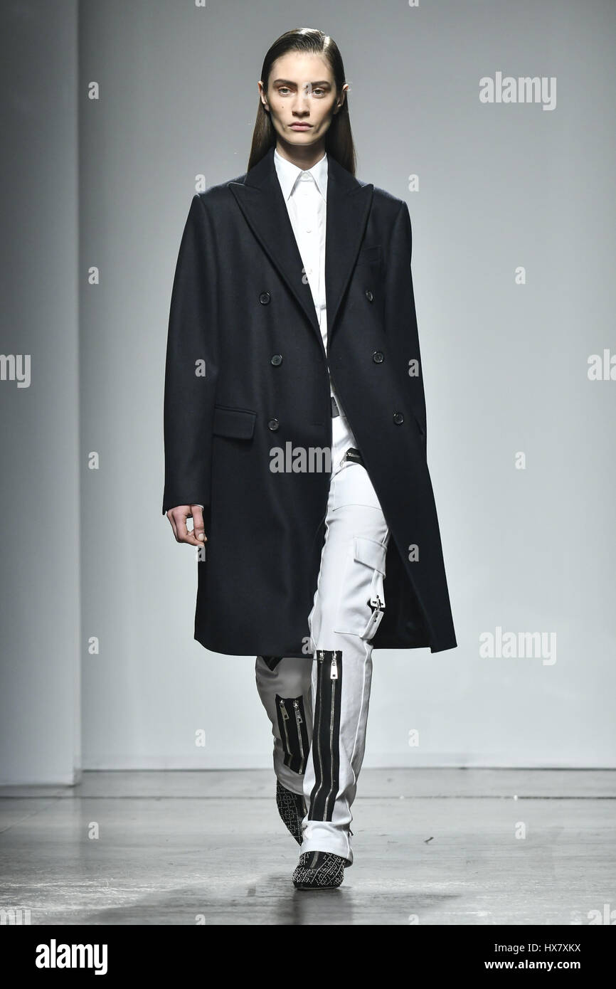 Milan Fashion Week - Fay - Catwalk Featuring: Model Where: Milan, Italy ...
