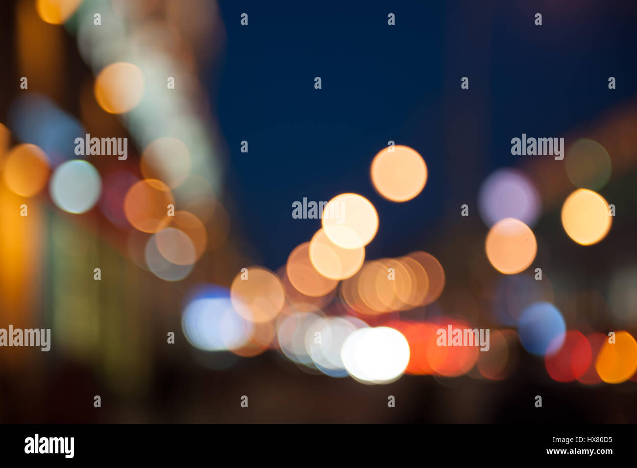 Street light background hi-res stock photography and images - Alamy