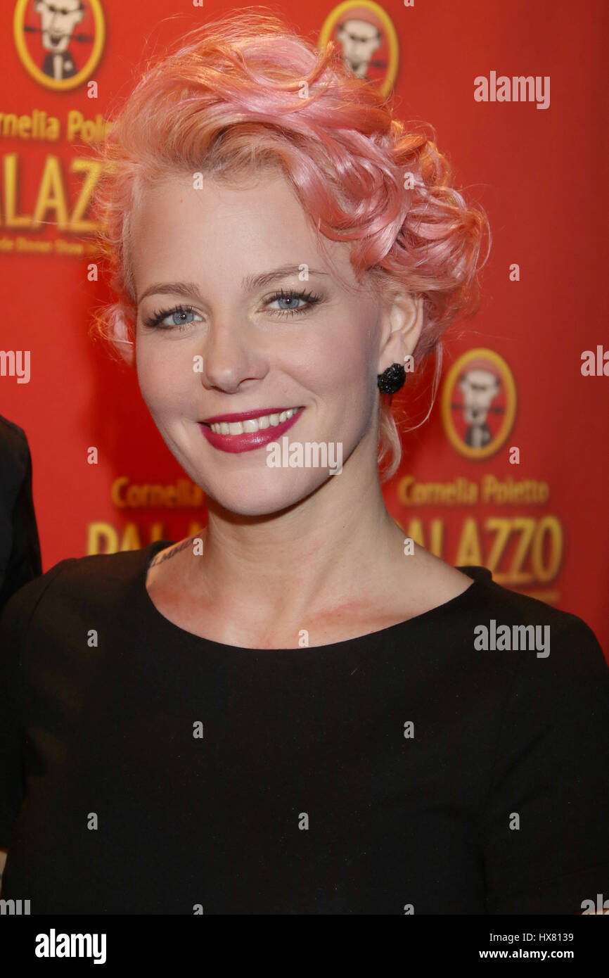 Dana Diekmeier High Resolution Stock Photography and Images - Alamy