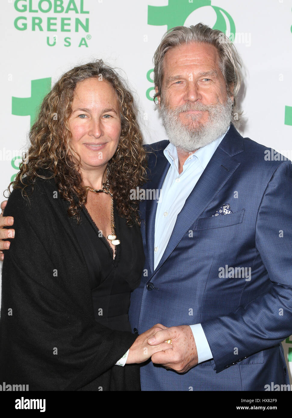 Dianna cohen hi-res stock photography and images - Alamy