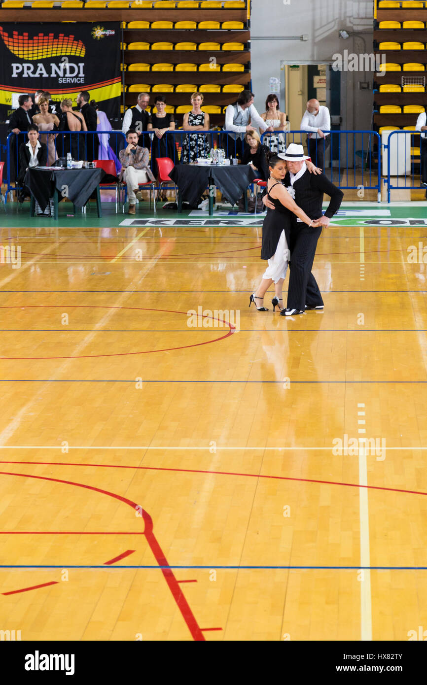 A couple dancing at Italian National Championship of dance. Guglia d ...