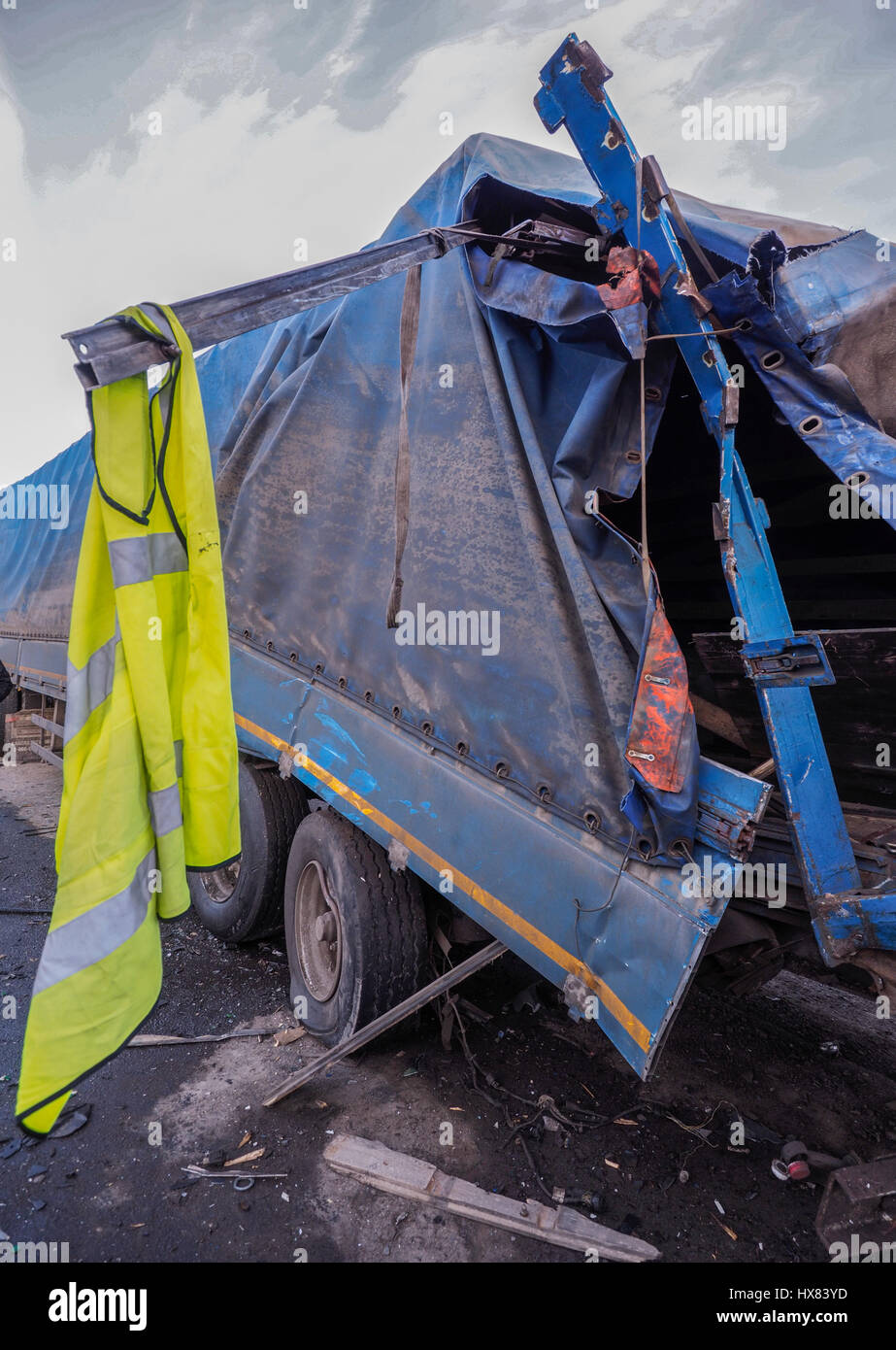 Semi trailer wreck hi-res stock photography and images - Alamy