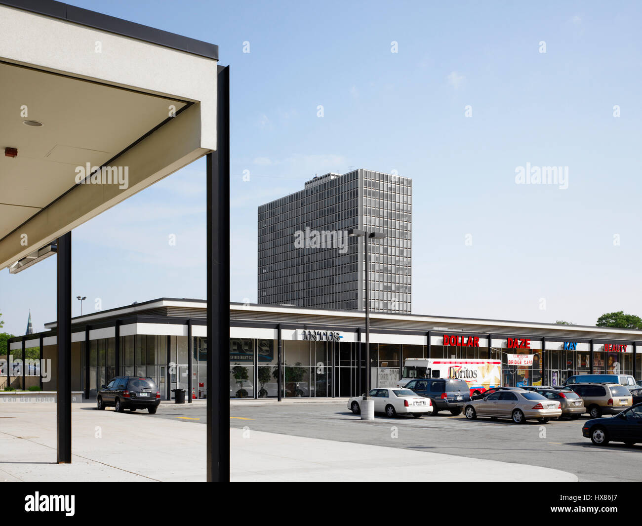 General view of shopping centre and towers. Lafayette Park Townhouse ...