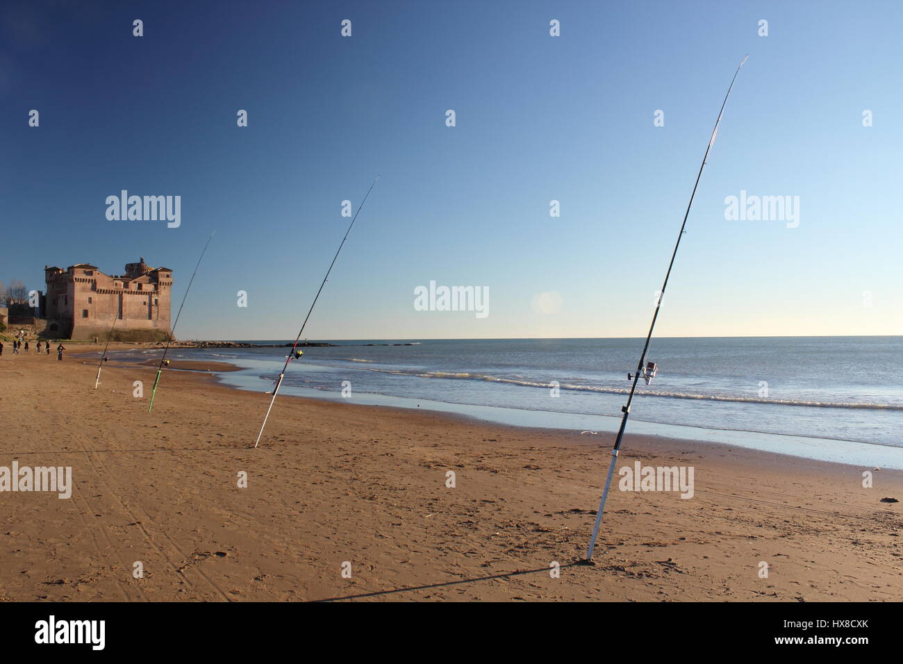 Sand castle equipment hi-res stock photography and images - Alamy