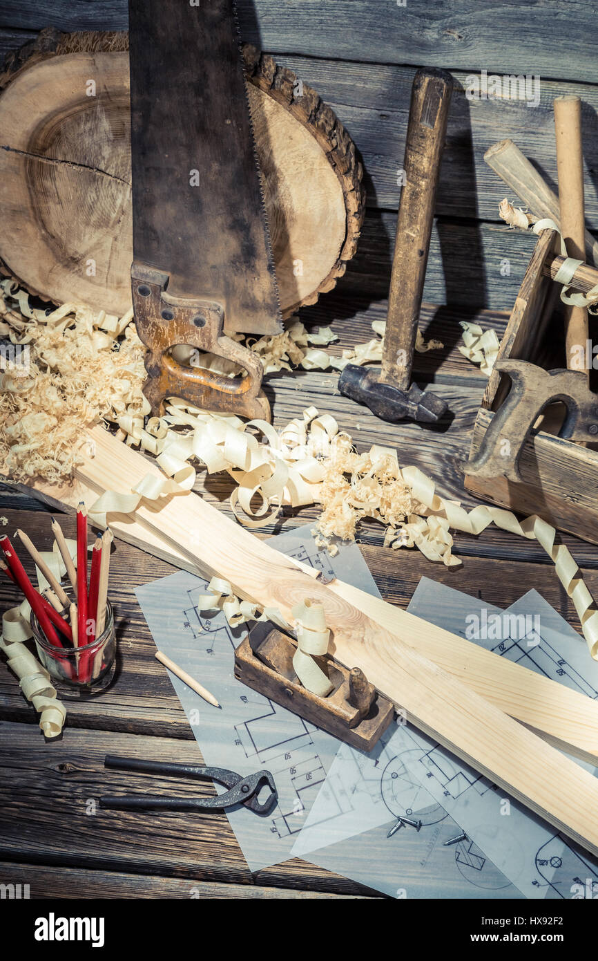 Carpenters table hi-res stock photography and images - Alamy