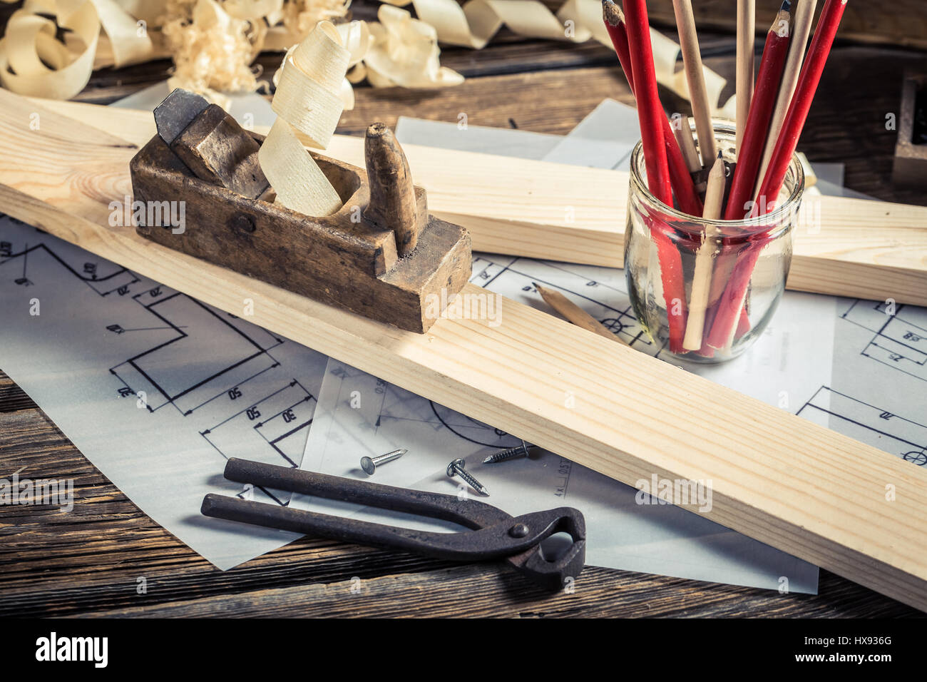 Vintage carpentry workbench drawing hi-res stock photography and images ...
