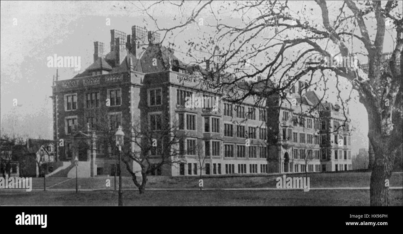 University campus in minnesota Black and White Stock Photos & Images ...