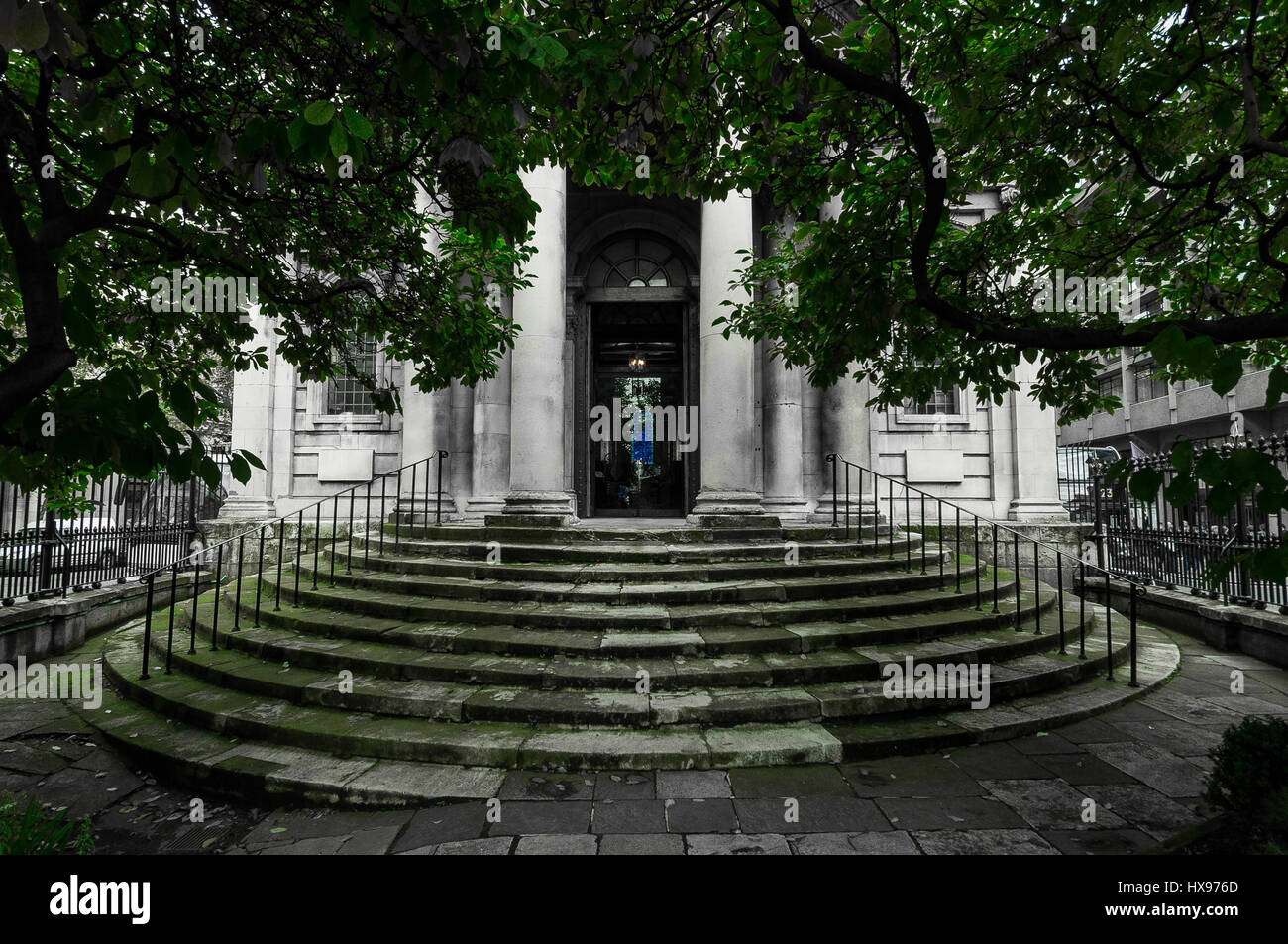 Saint Mary Le Strand Church entrance Stock Photo - Alamy