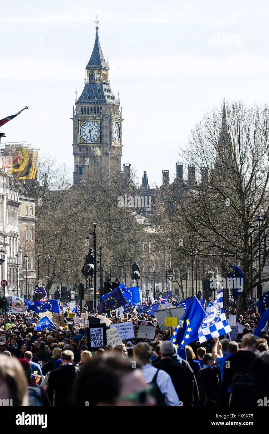London, UK. 25th Mar, 2017. Unite For Europe National march to ...