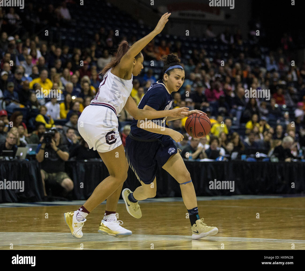 Stockton, CA, USA. 25th Mar, 2017. A. Quinnipiac forward Sarah Shewan ...