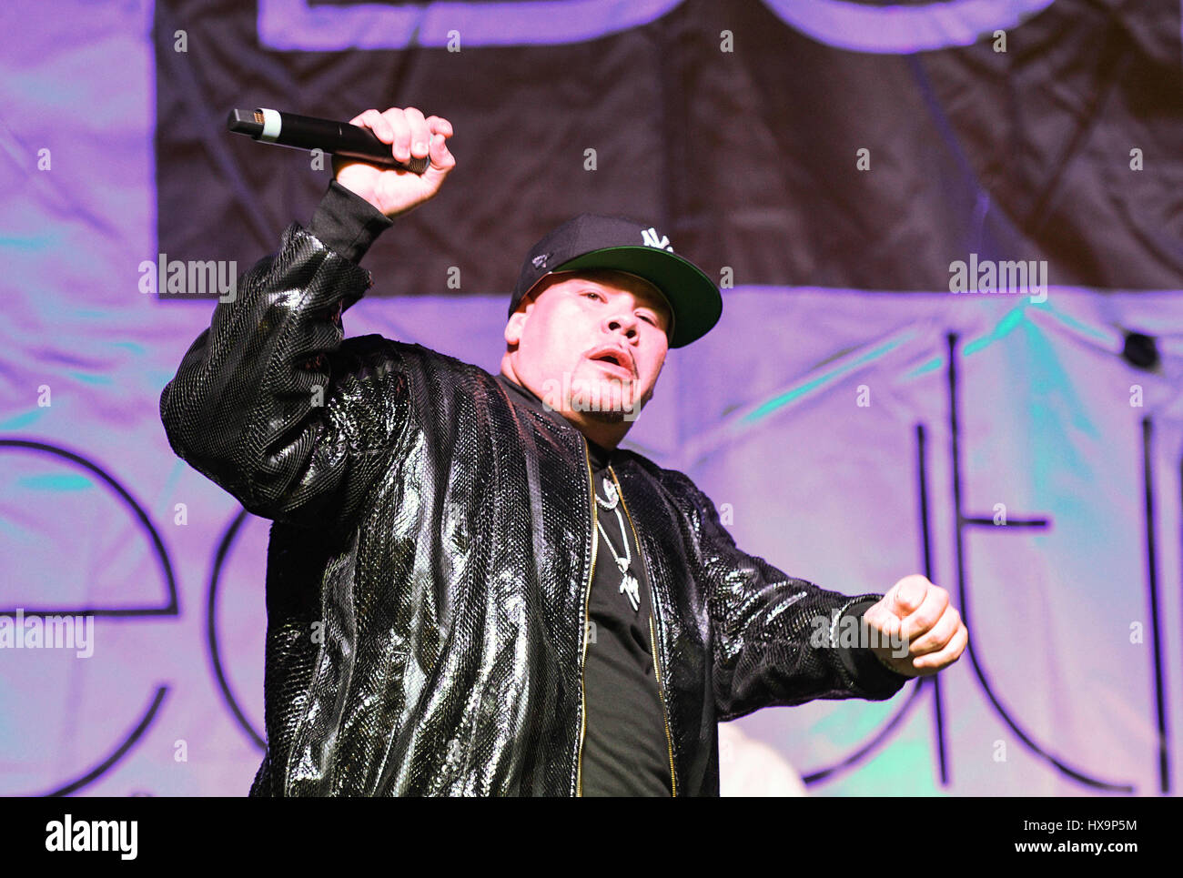 Fat joe hi-res stock photography and images - Alamy