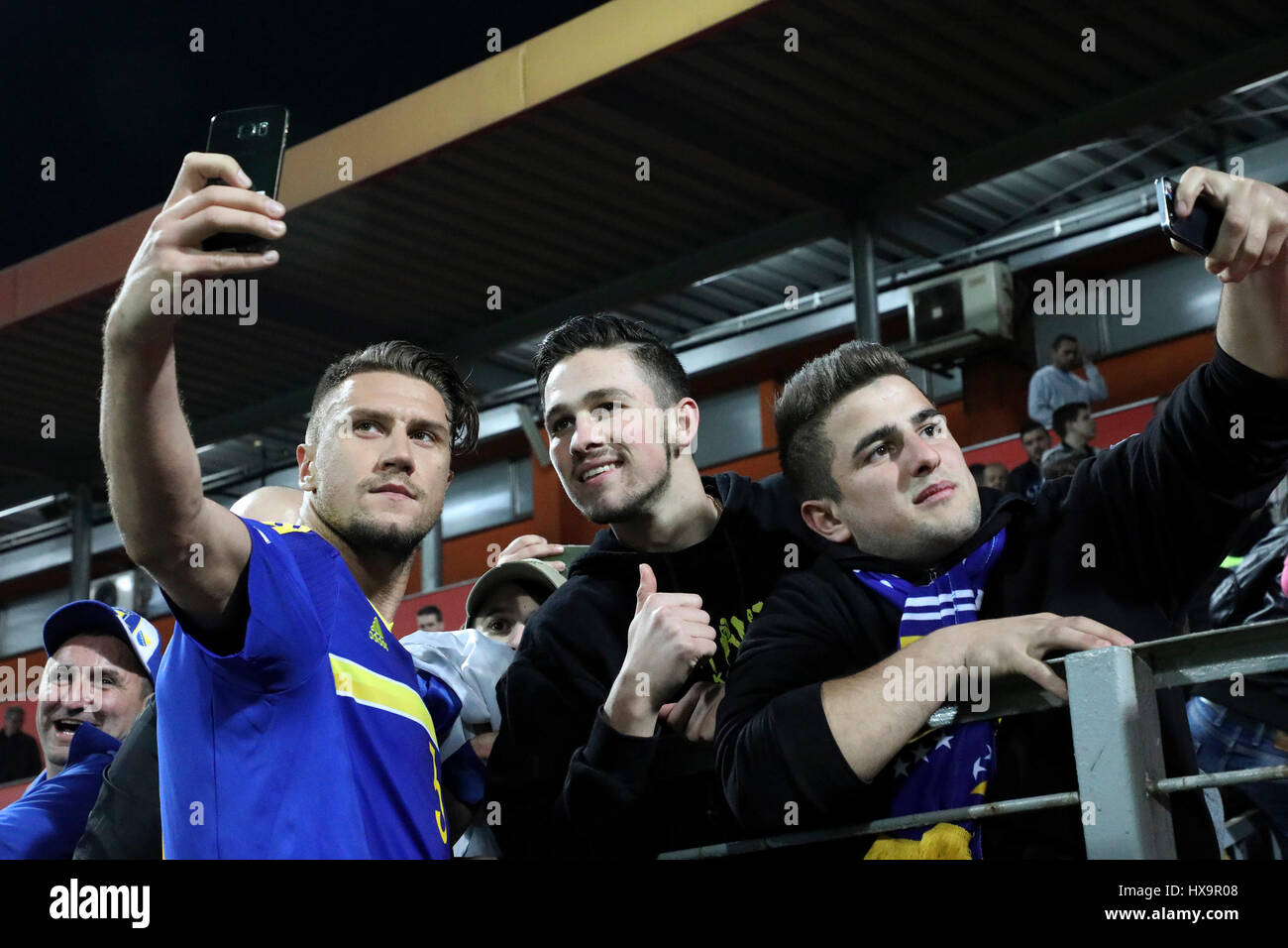 Zenica, BiH. 25th Mar, 2017. Ermin Bicakcic (L) of Bosnia and ...