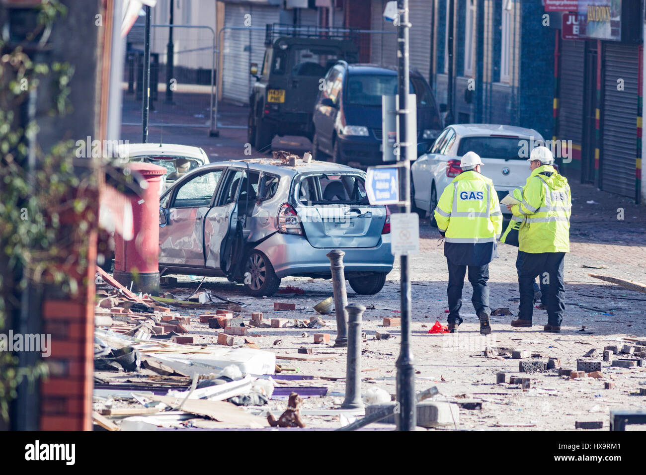 New Ferry, Wirral, UK. 26th March 2017. A suspected gas explosion in ...