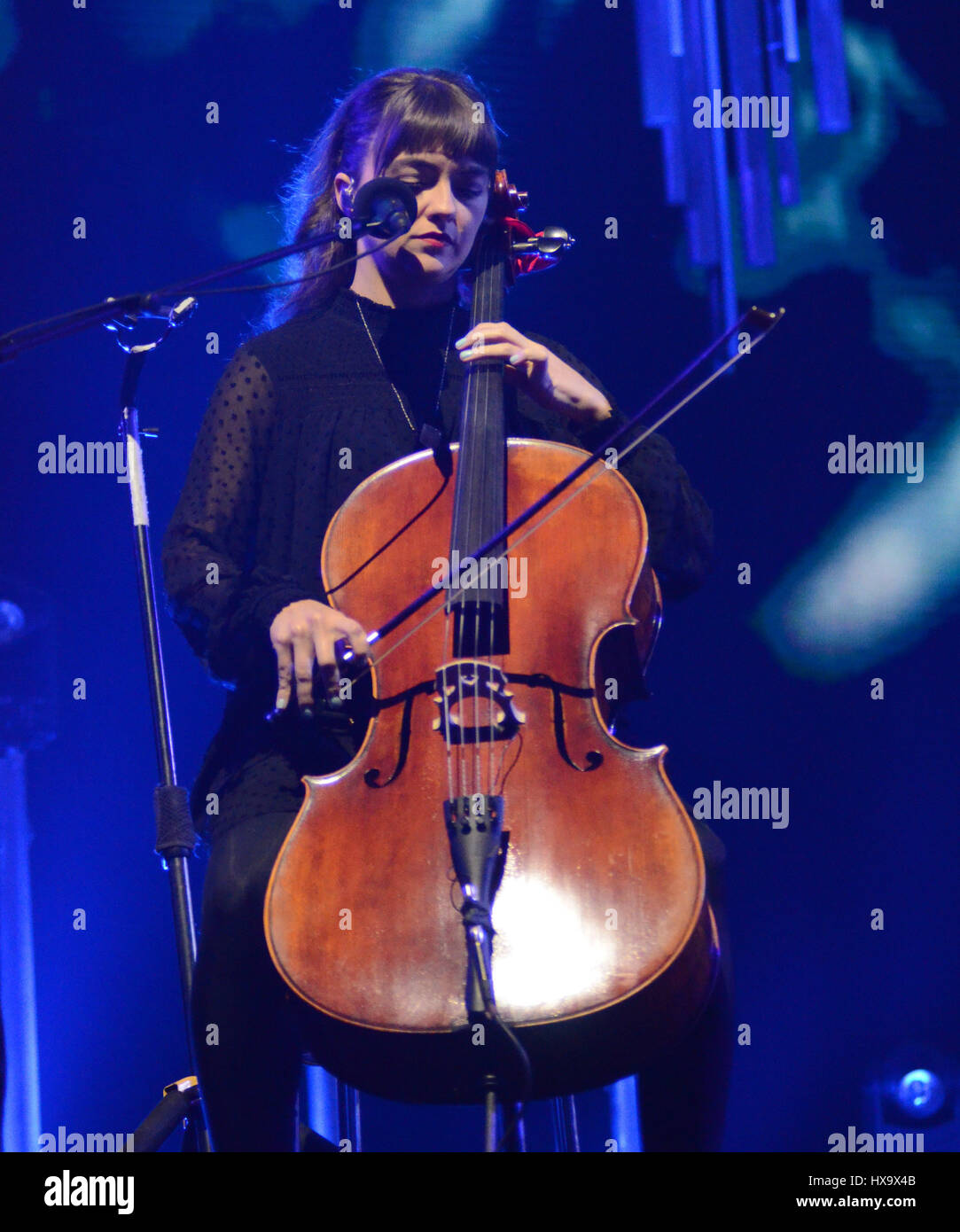 Milwaukee, Wisconsin, USA. 25th Mar, 2017. Celloist Neyla Pekarek of ...
