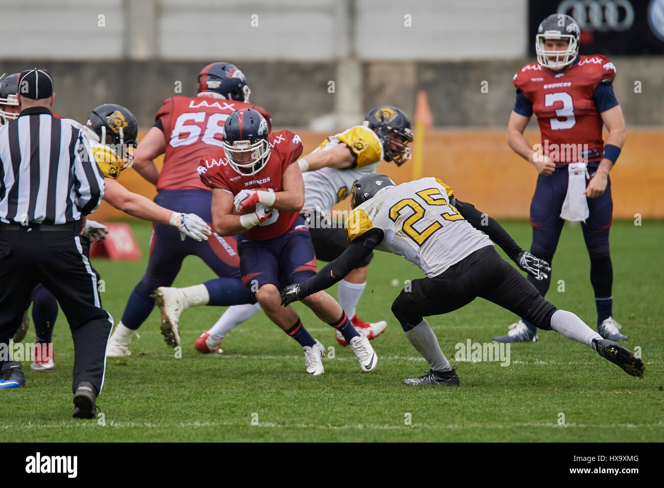 Chur, Switzerland. 26th March, 2017. Broncos running back Erik Rageth ...