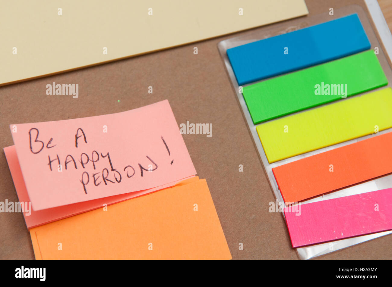 Happiness note hi-res stock photography and images - Alamy