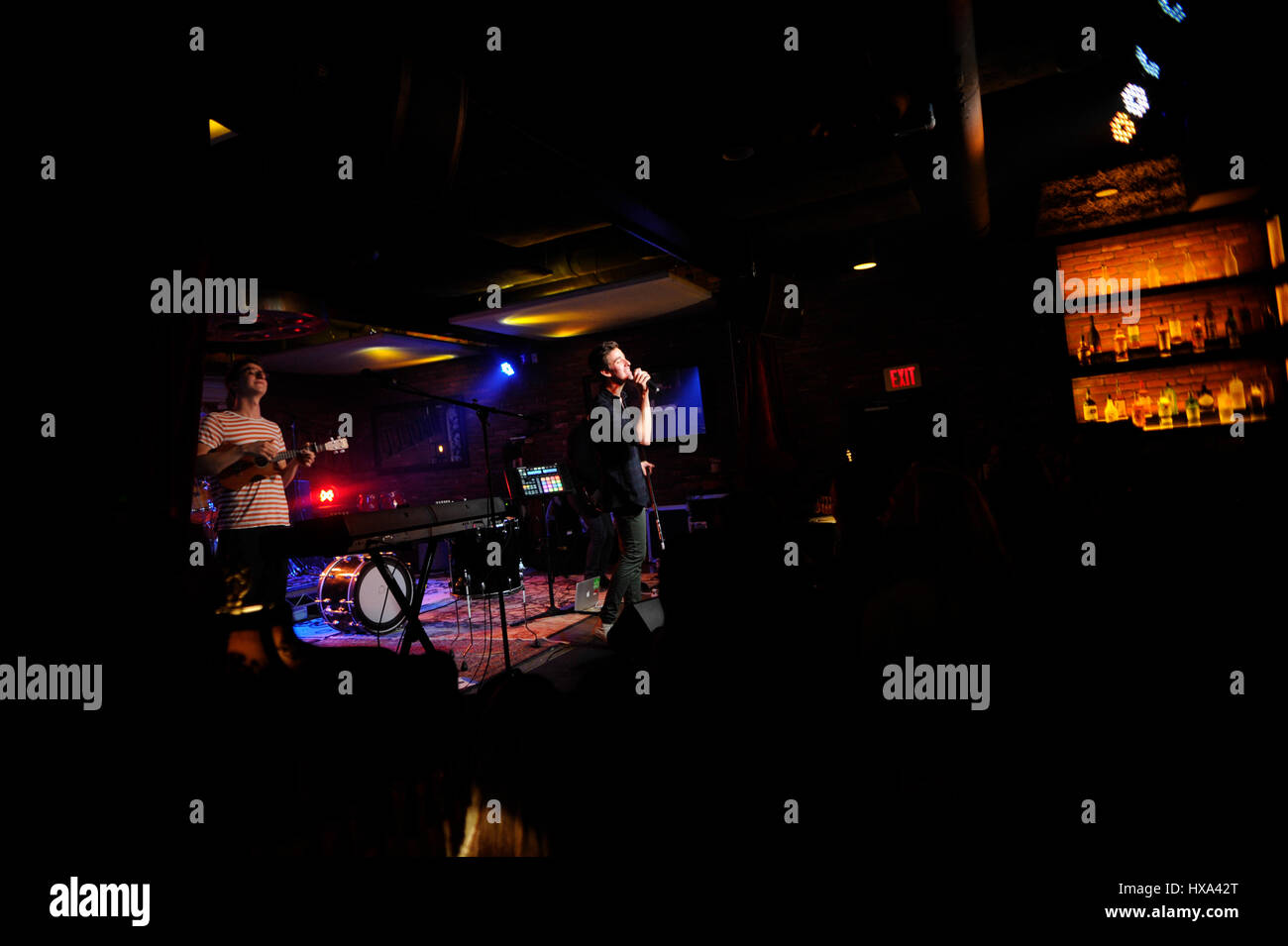 Ajr on stage hi-res stock photography and images - Alamy